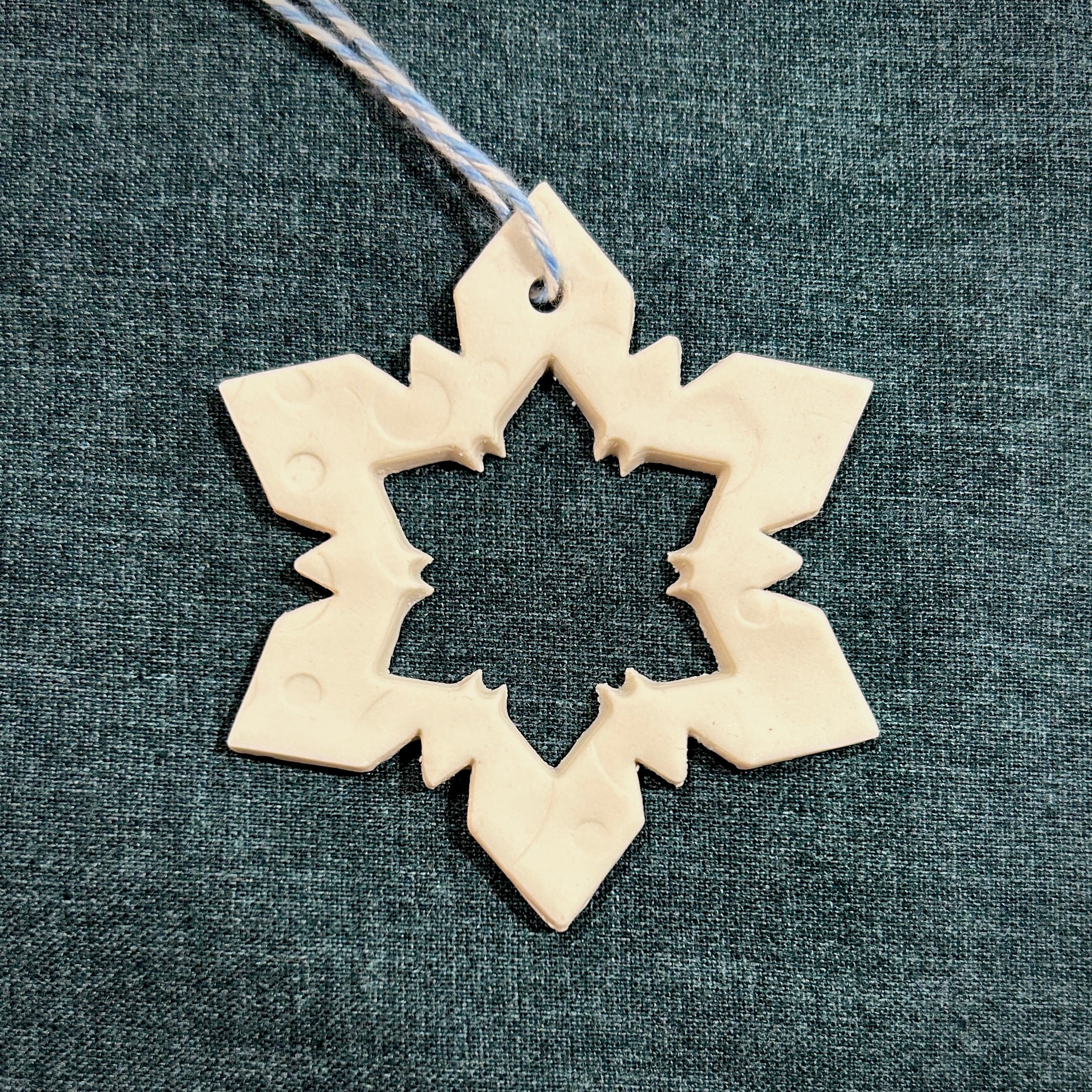 Porcelain Atomic Snowflake by Some Like It Pot – Manchester Art Gallery ...
